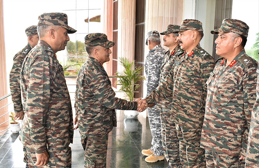 Chief of Defence Staff visits Jaipur-based South Western Command ...