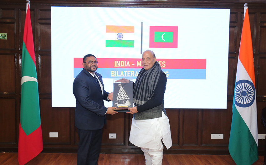 Defence Minister Rajnath Singh & Defence Minister of Maldives Mr ...