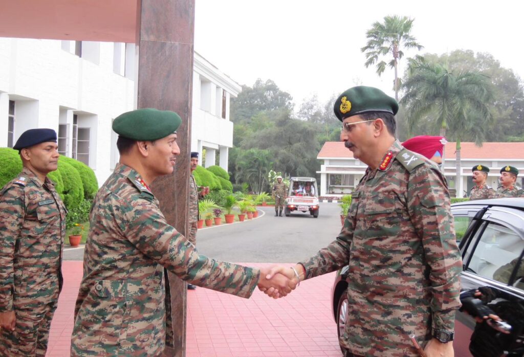 Army Commander of Army Training Command Visits Bengaluru - India Strategic