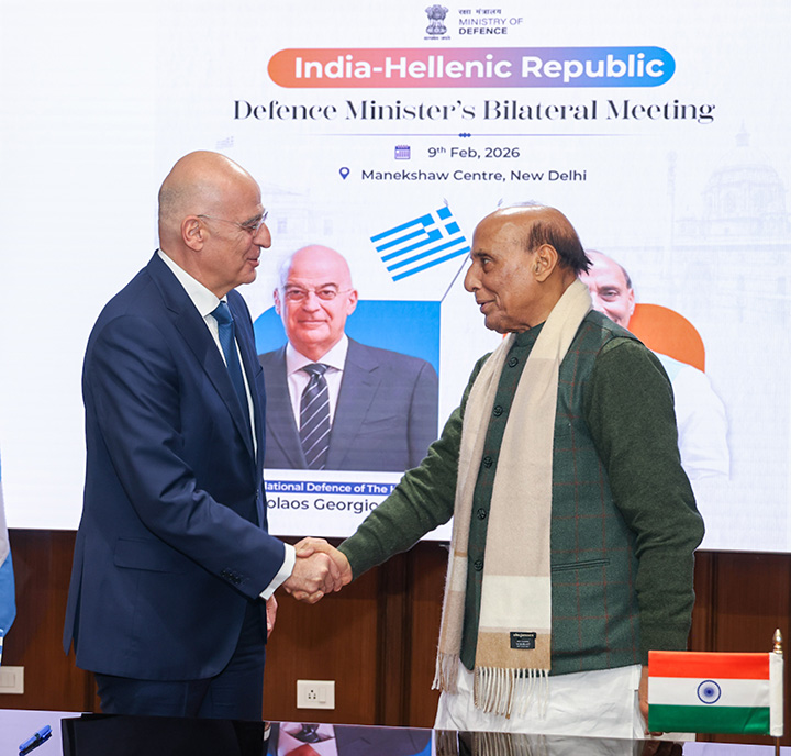 Defence Minister holds bilateral talks with Minister of National ...